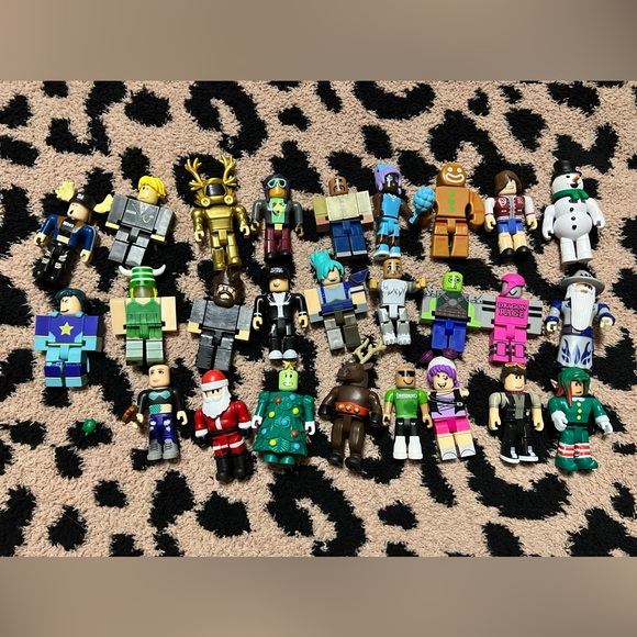 roblox | Toys | Lot Of Roblox Toys Pieces No Game Codes | Poshmark